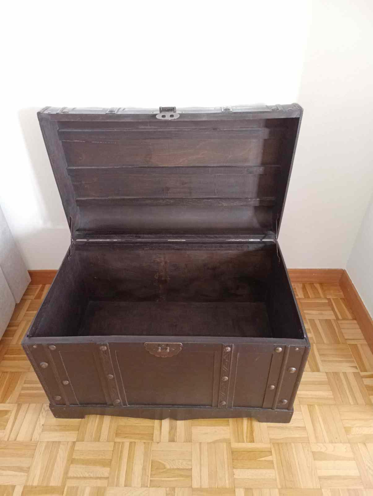 Holz Truhe (Deko Truhe, Schatz Truhe) - Haushalt - Gratis zu verschenken