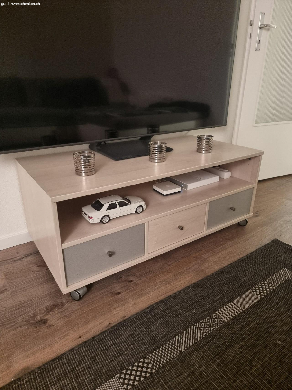 Autos Mit Tv Zu Verschenken